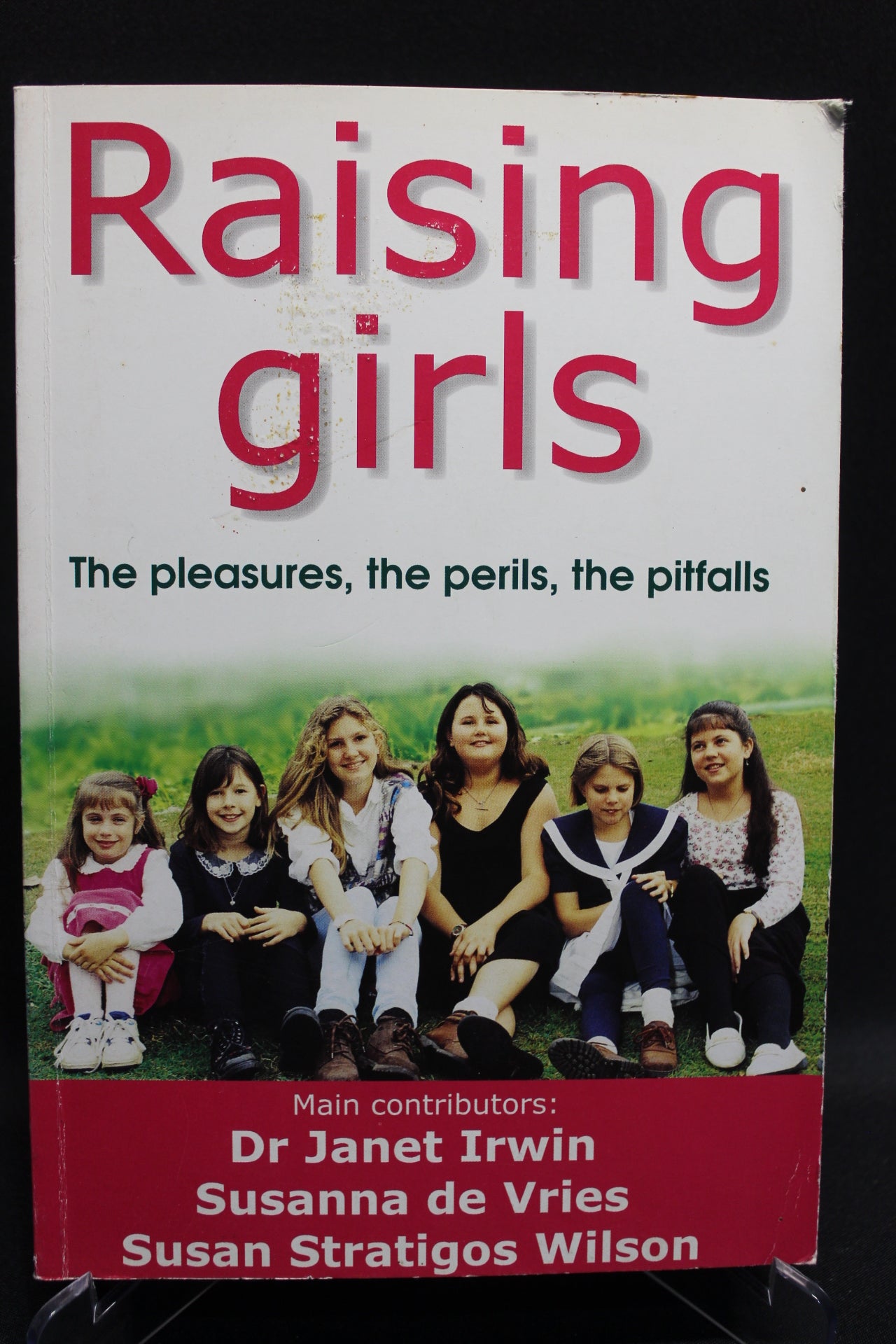 Raising Girls [Second Hand] – Bookmart.co.nz