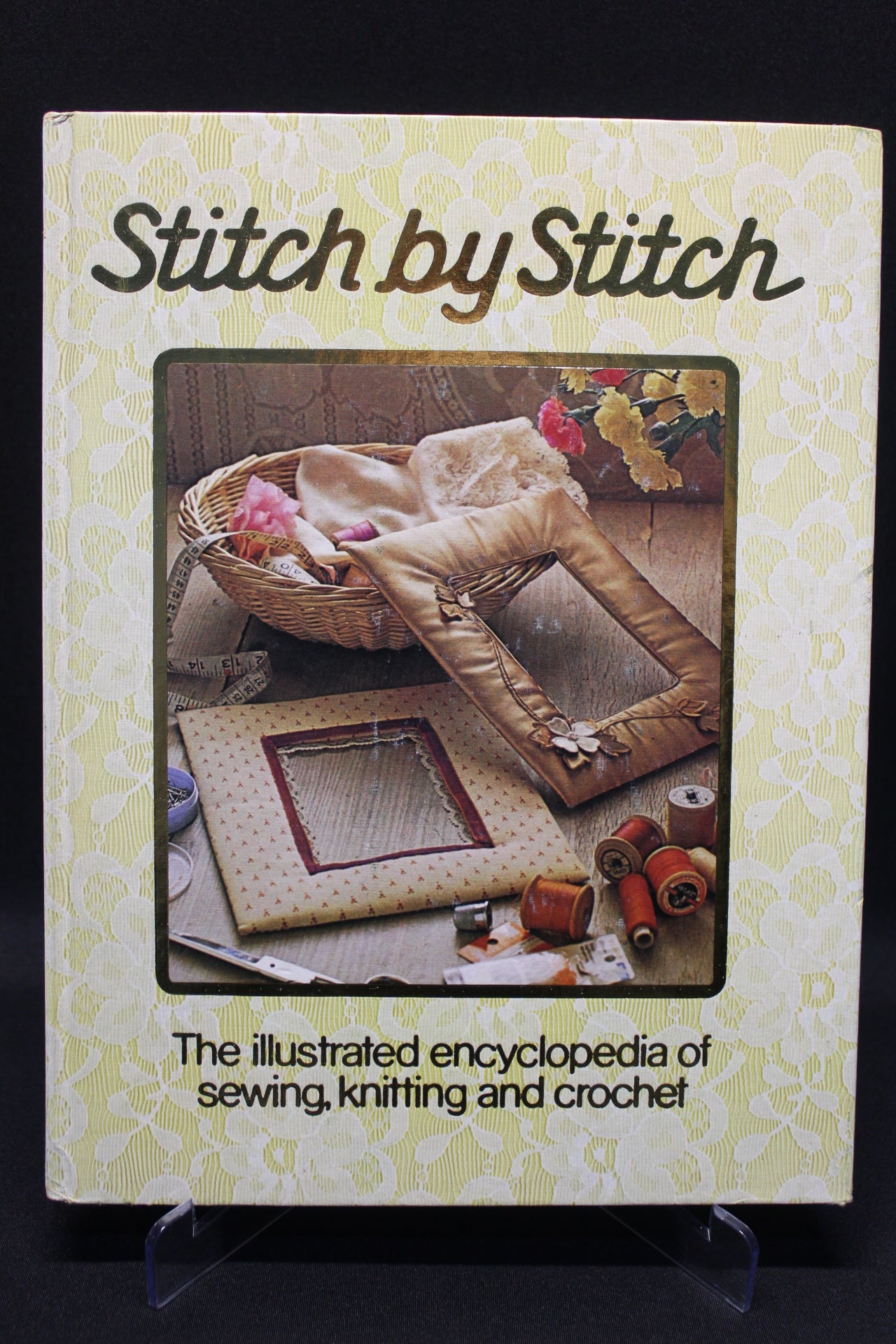 Stitch by Stitch Volume 6 [Second Hand] – Bookmart.co.nz