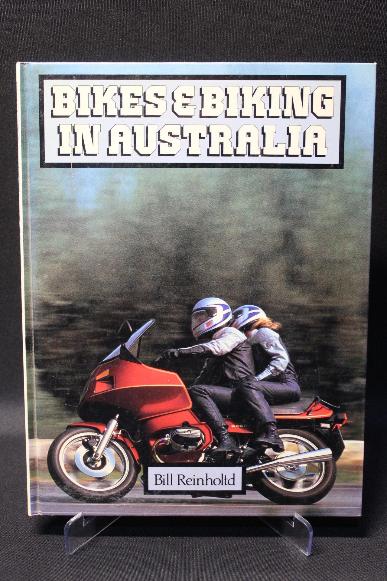 Bikes & Biking in Australia [Second Hand] – Bookmart.co.nz