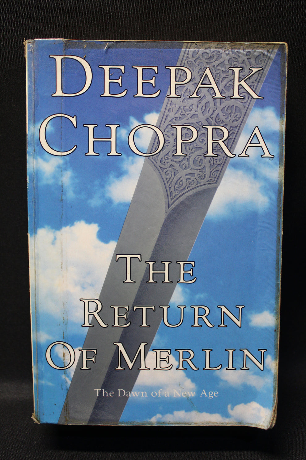 The Return of Merlin: The Dawn of a New Age [Second Hand] – Bookmart.co.nz