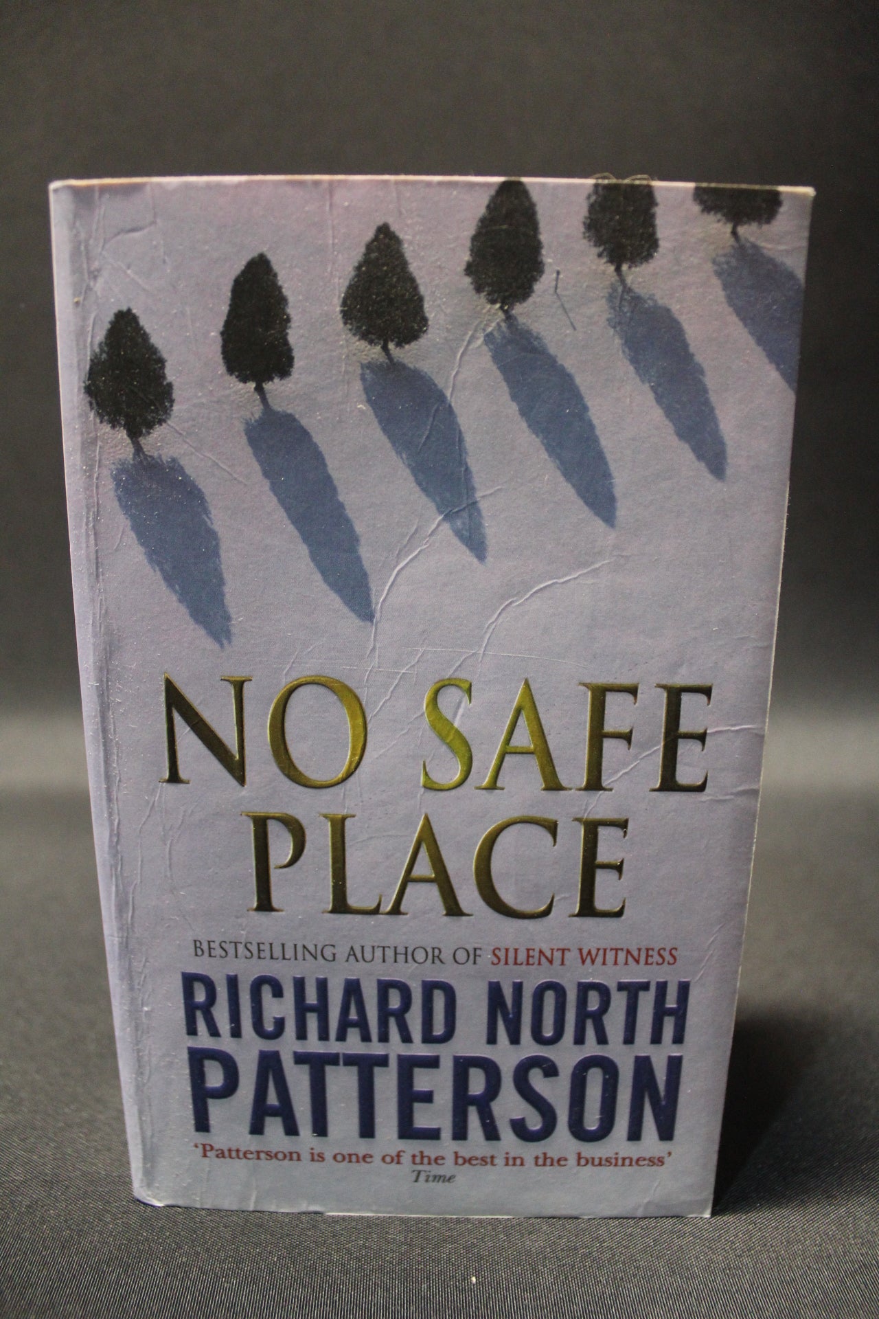 No Safe Place [Second Hand] – Bookmart.co.nz